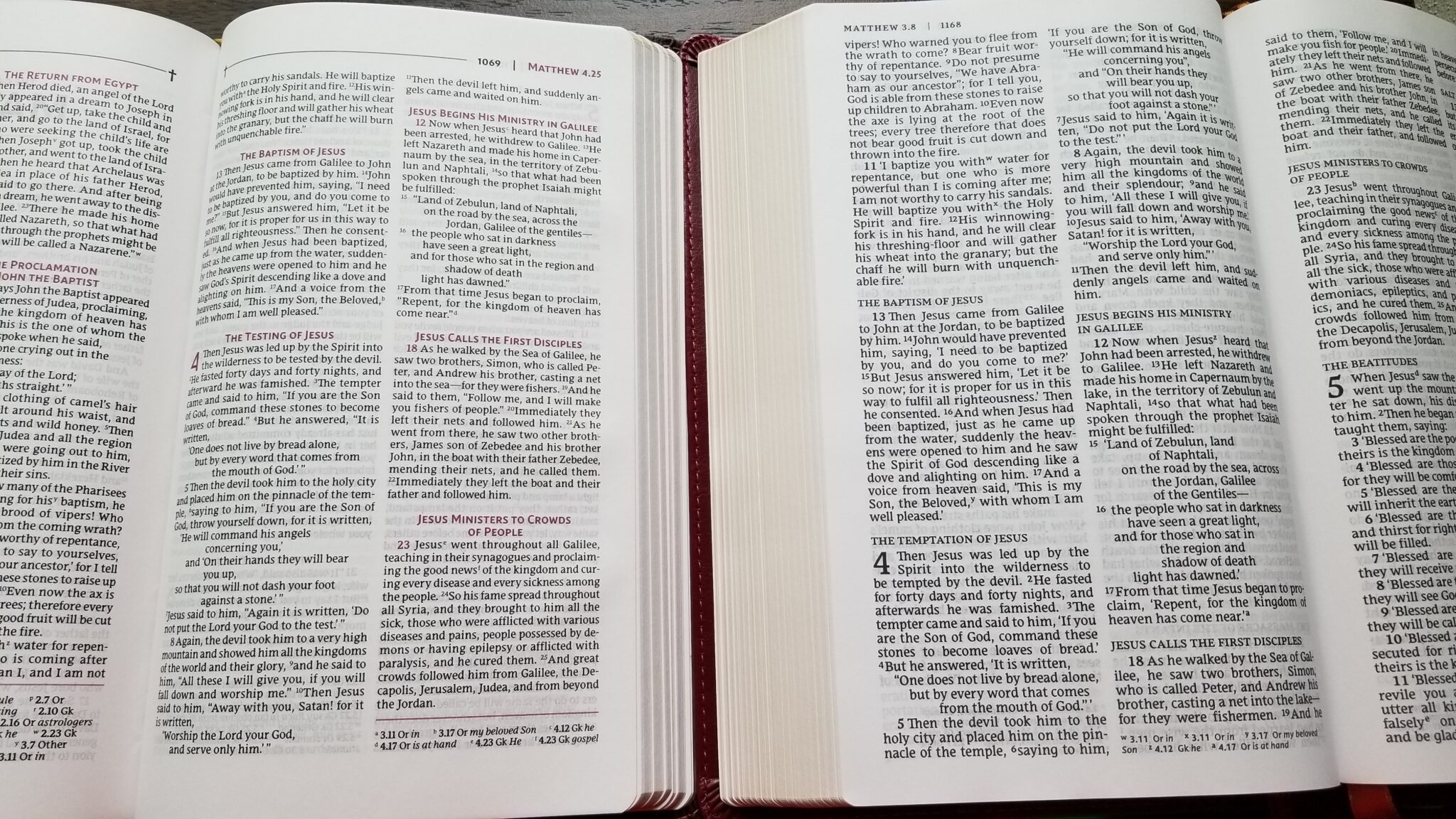 First Look: Zondervan Personal Size NRSVue with Apocrypha – Catholic ...