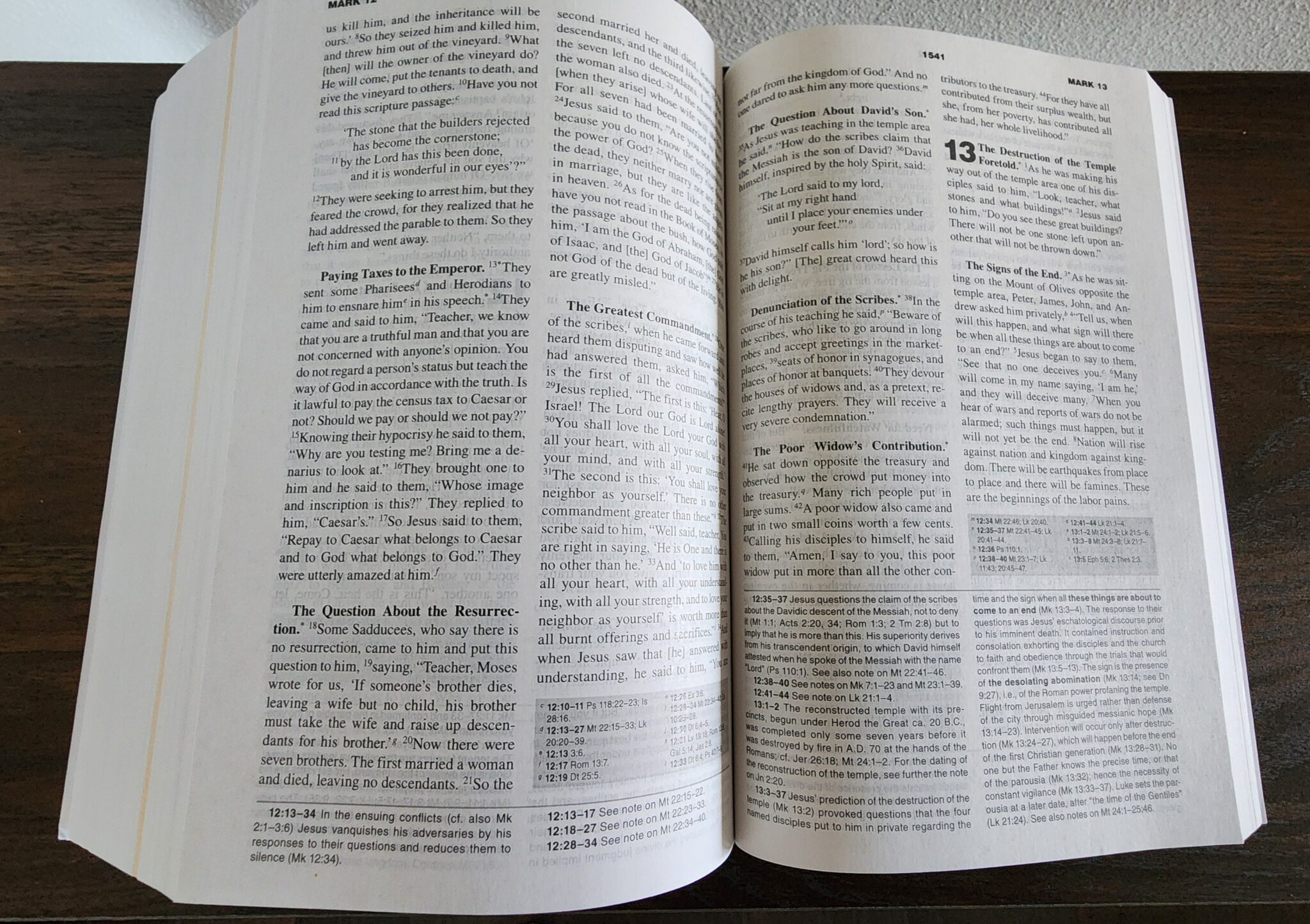 Quick Look: Saints Devotional Bible (NABRE) from Our Sunday Visitor ...