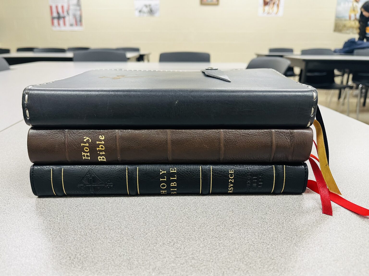 First Look: CBP RSV-2CE Large Print Thinline – Catholic Bible Talk